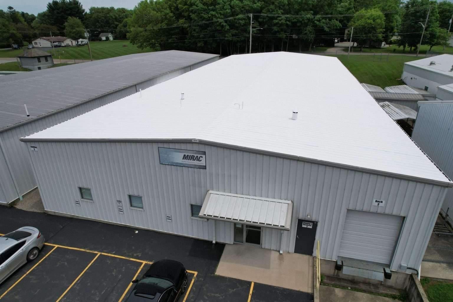 Commercial Metal Roofing in Cincinnati, OH | Paramount Commercial Roofing